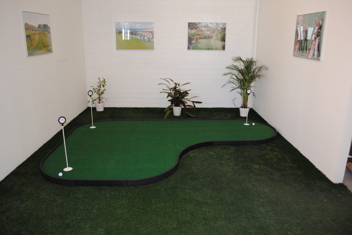 Portable Modular Putting Greens: The Ideal Gift | Huxley Golf